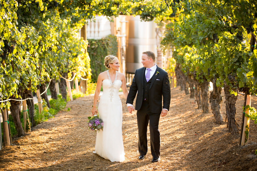 Shauna and Steven’s Rustic Winery Wedding – Love Inc. Mag
