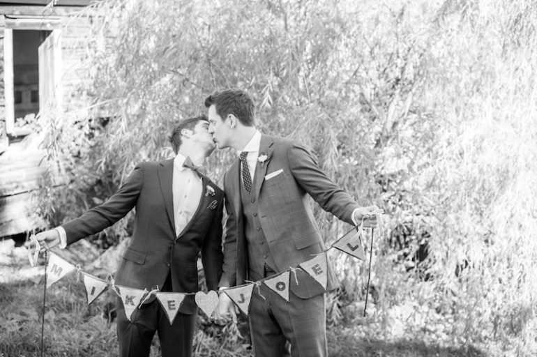 Joel and Mike’s Cozy Catskill Wedding - Love Inc. Mag