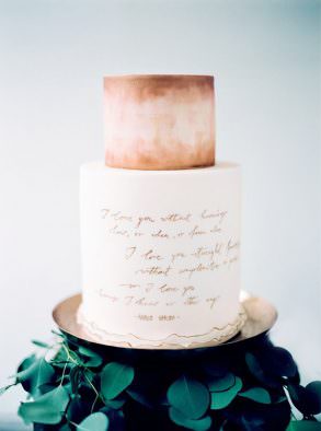10 Calligraphy Wedding Cakes to Swoon Over - Love Inc. Mag