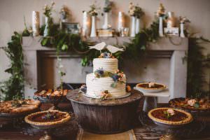 11 Displays for a Slice of Pi Day Wedding Inspiration - Love Inc. Mag