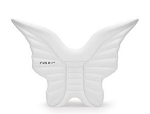 10 Instagram-Worthy Floats for Your Bach Party - Love Inc. Mag