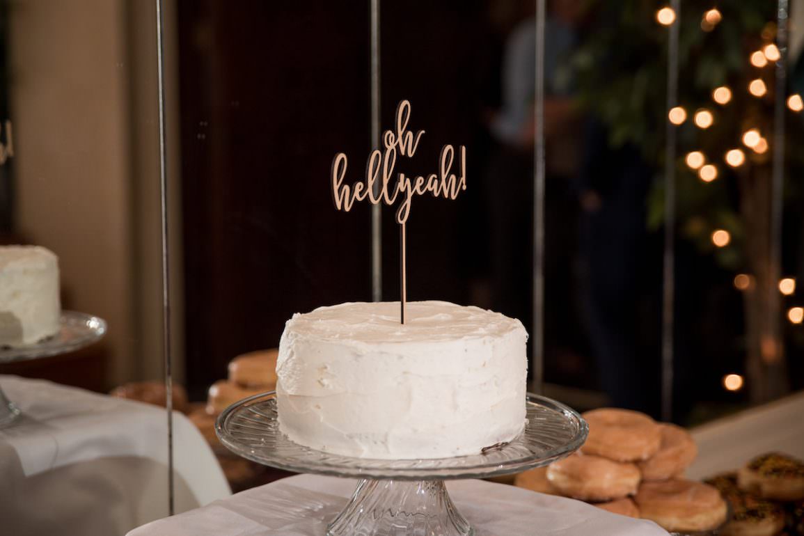 Small in Size, Big in Style: 15 Small Wedding Cakes to Swoon Over ...