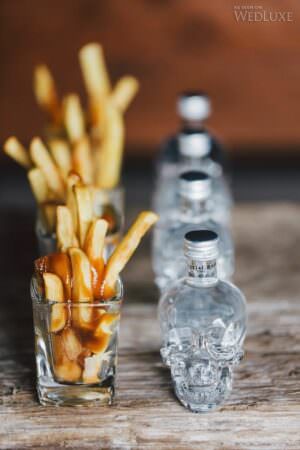 9 Cheesy Cocktail Hour Ideas Your Guests Will Love - Love Inc. Mag