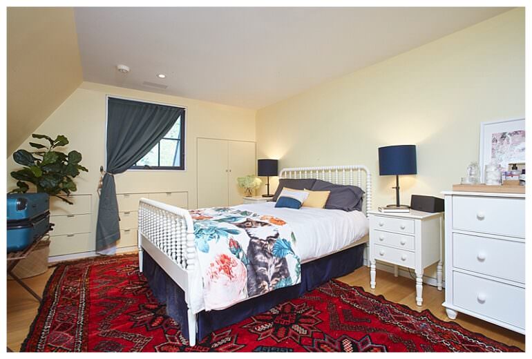 6 Tips for Creating a Thoughtful Guest Room Your Visitors Will Love ...