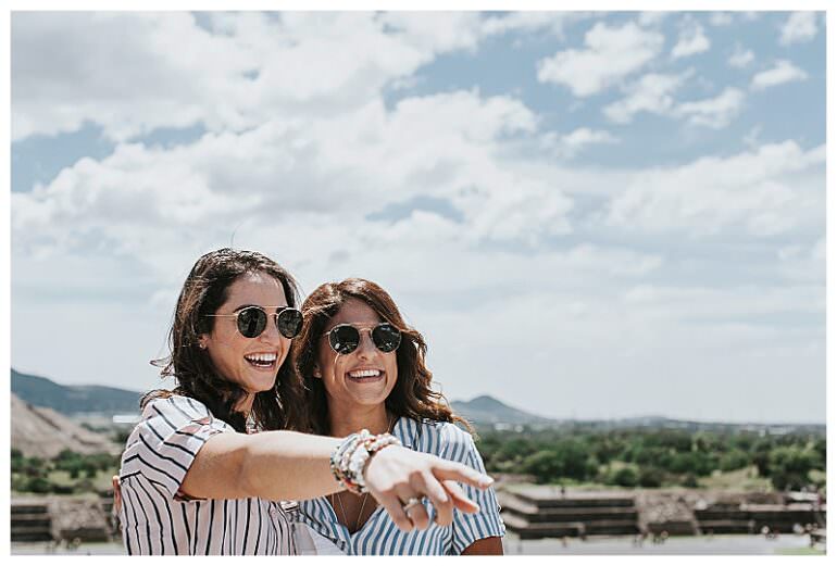 An Epic Proposal on Top of the Teotihuacan Pyramids in Mexico - Love ...