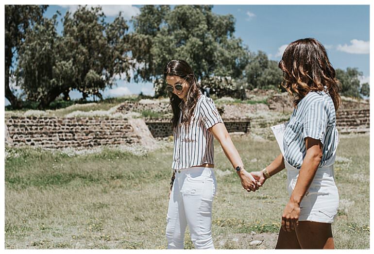 An Epic Proposal on Top of the Teotihuacan Pyramids in Mexico - Love ...