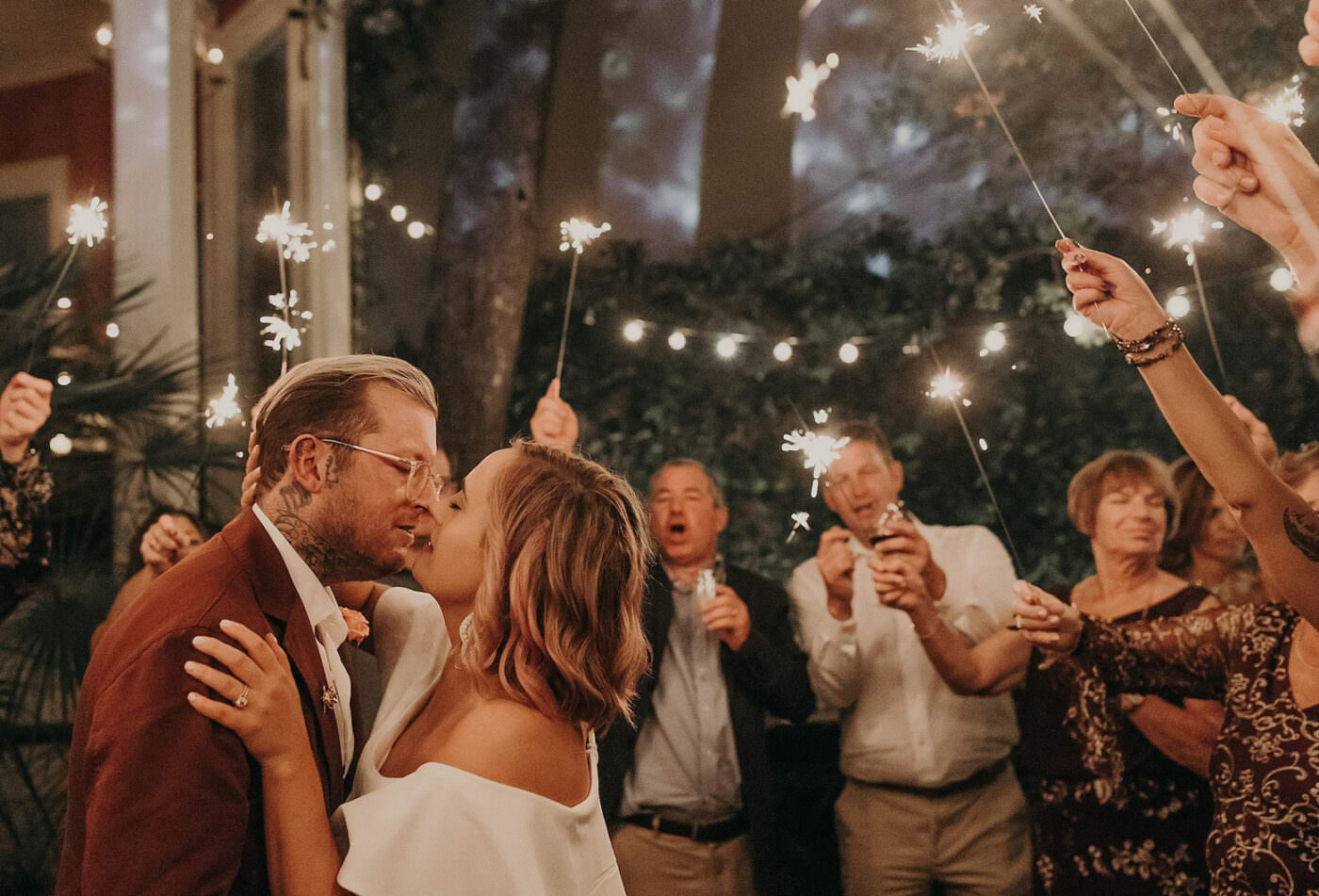 Intimate Wedding in a Speakeasy with Organic Vibes - Love Inc. Mag