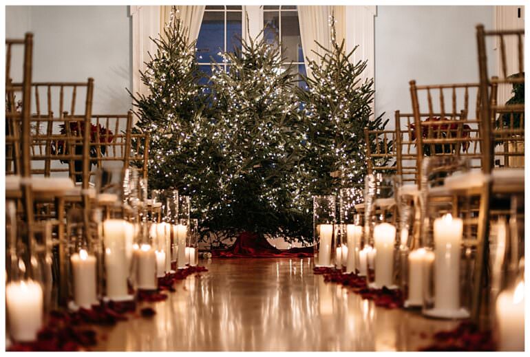 A Very Merry Classic Christmas Wedding - Love Inc. Mag