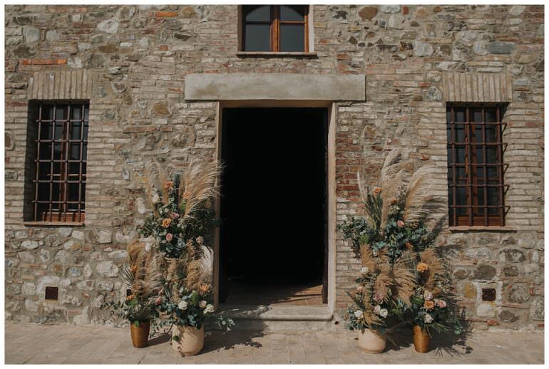 Heavenly Tuscan Wedding with Fine Art Photography - Love Inc. Mag