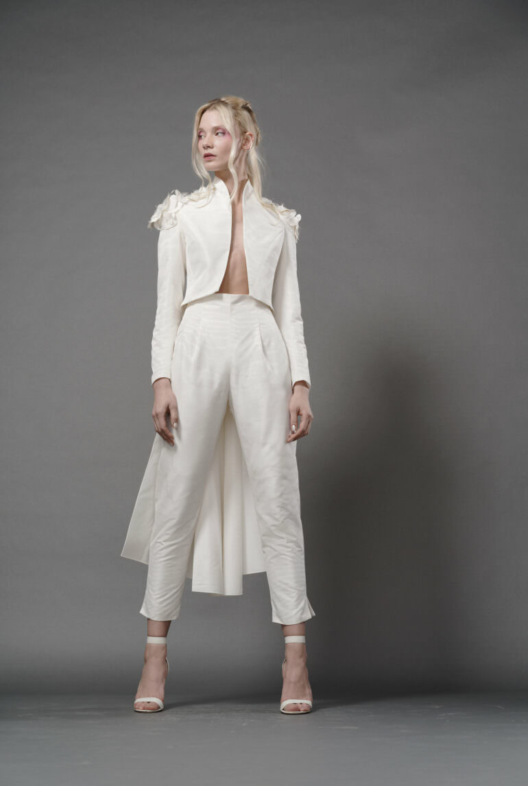 11 Bridal Coats for Outdoor Winter Weddings - Love Inc. Mag