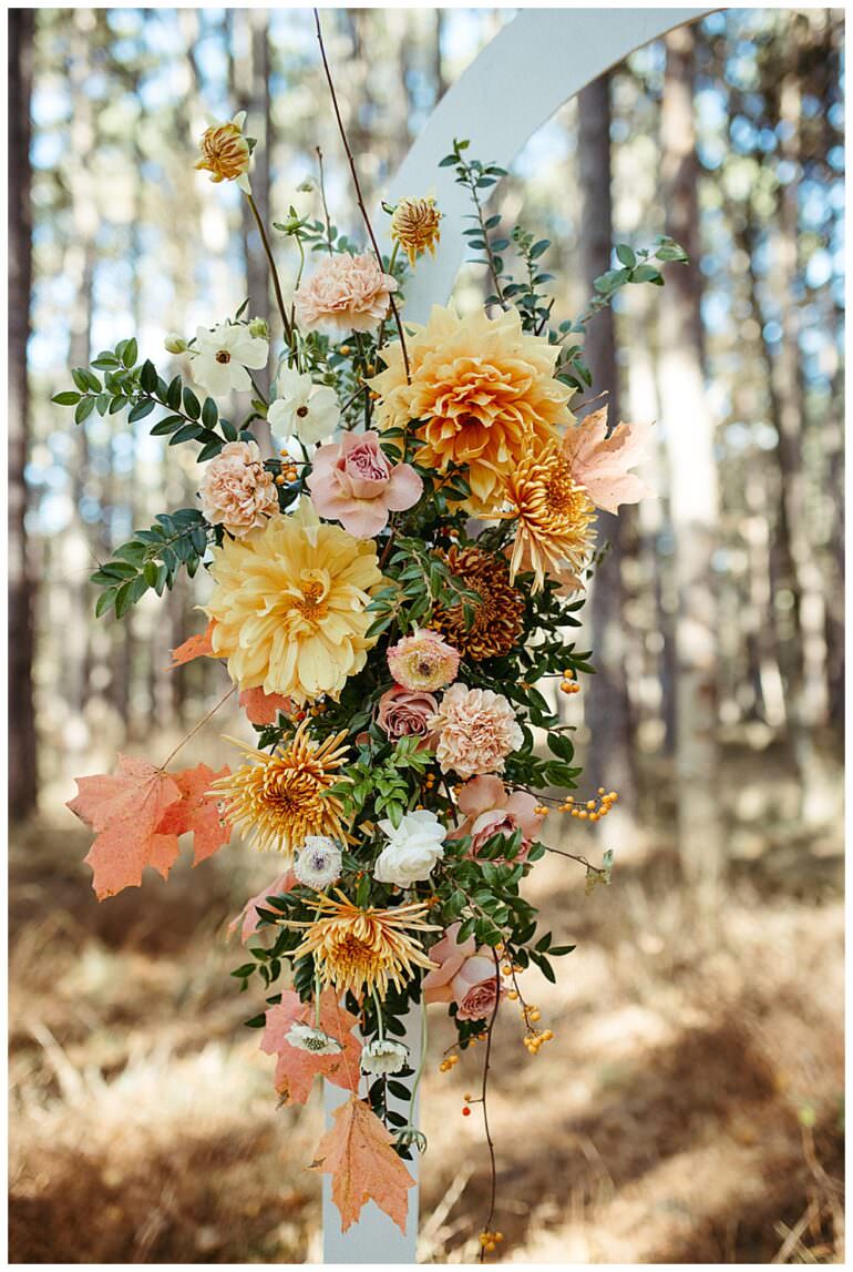 Earthy Fall Wedding Inspiration with Organic Details - Love Inc. Mag