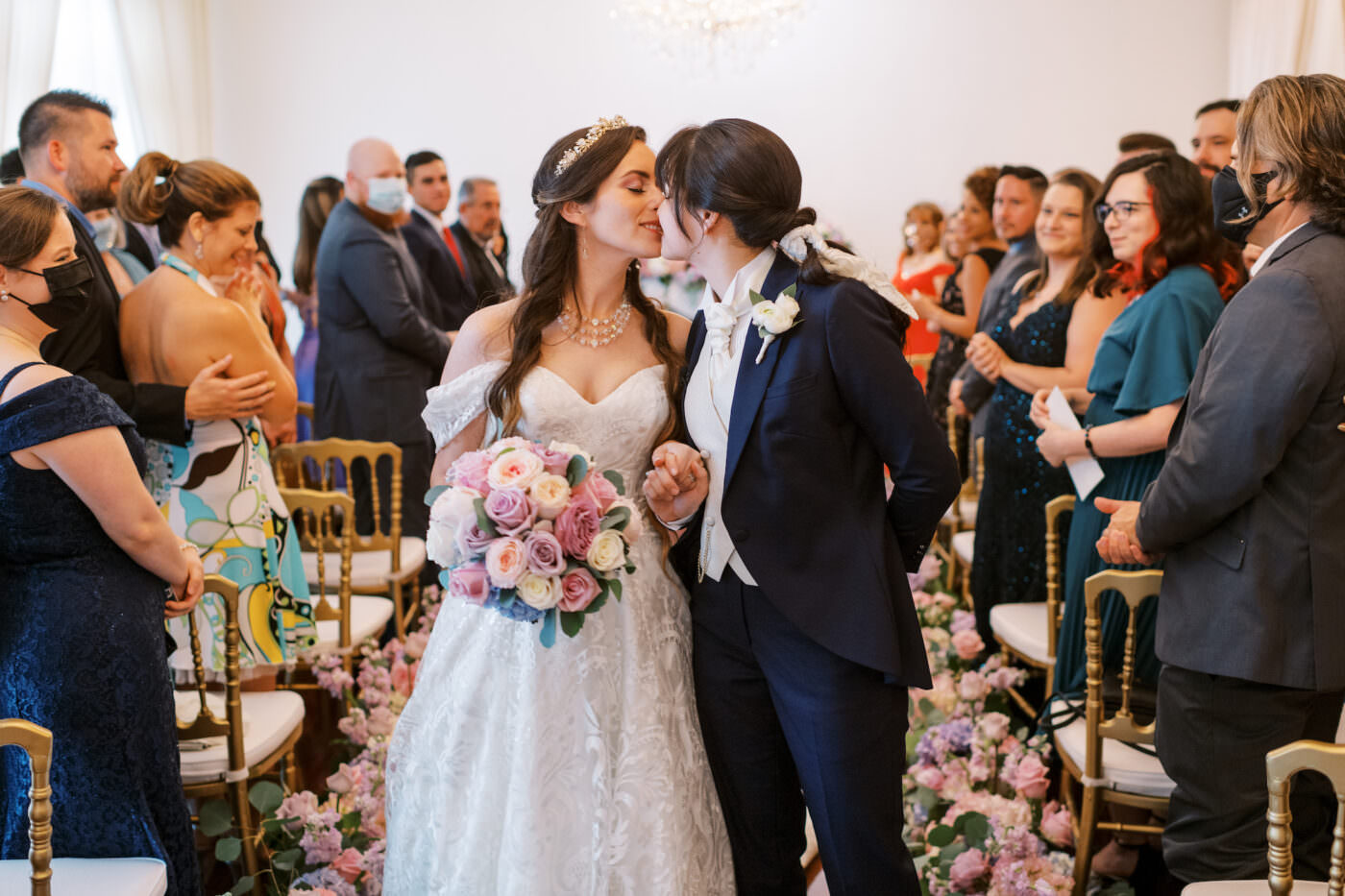 This Couple Channeled A Disney Princess and Prince Charming for Their ...