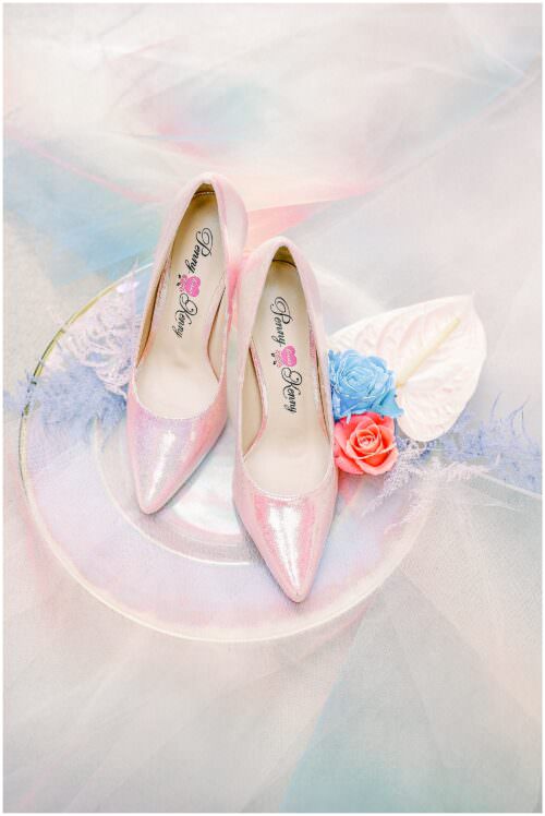 This Lisa Frank Wedding Inspo Is Basically Our Dreamworld - Love Inc. Mag