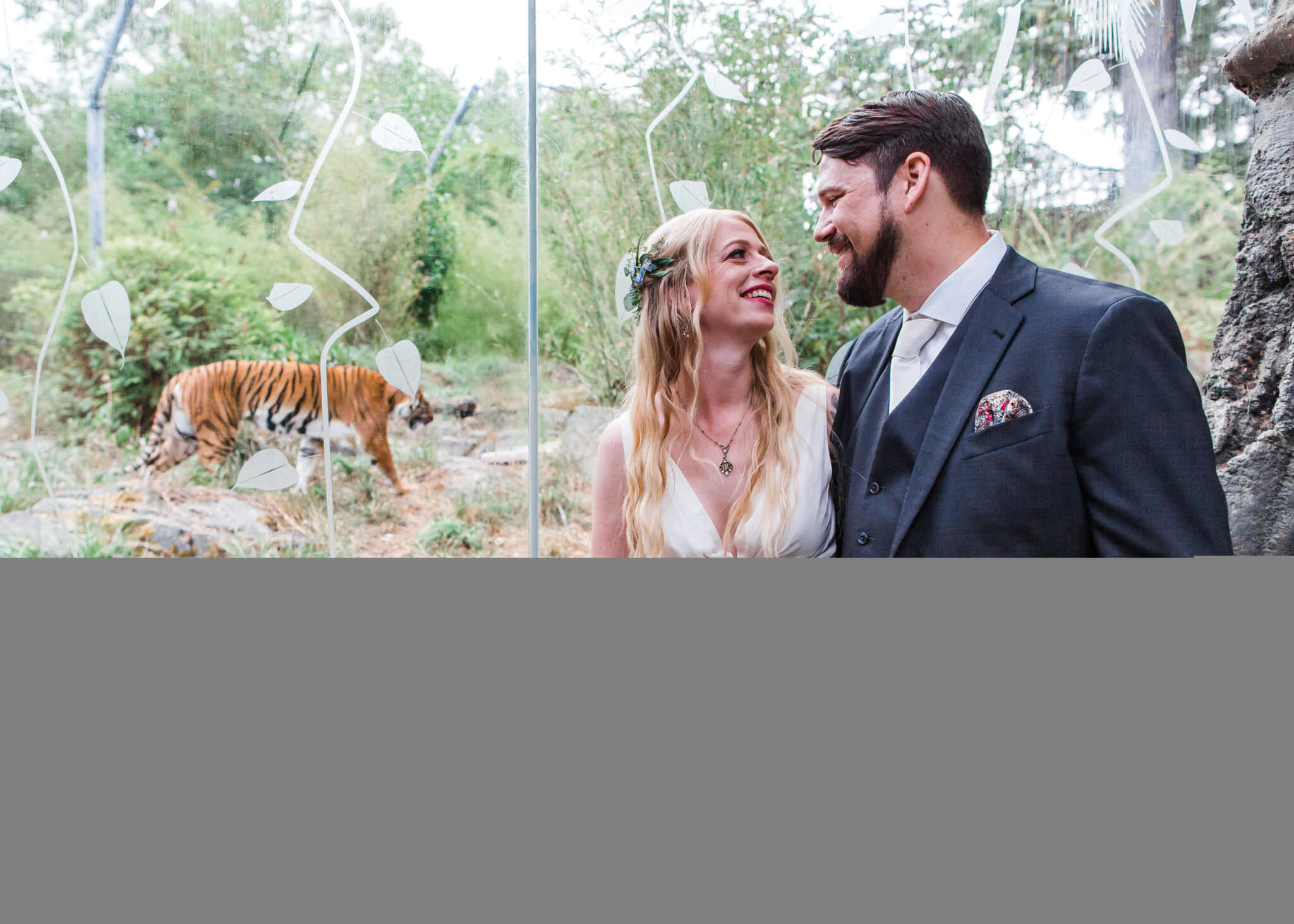 Even a Tiger Couldn’t Steal the Spotlight From This Bride’s Ombré ...