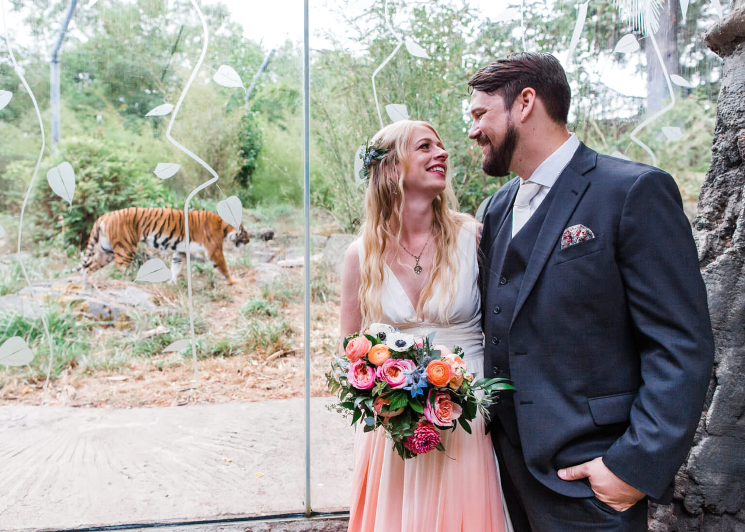 Even a Tiger Couldn't Steal the Spotlight From This Bride's Ombré ...