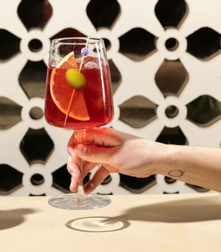 17 Spritz Cocktail Recipes for Summer Sipping - Love Inc. Mag