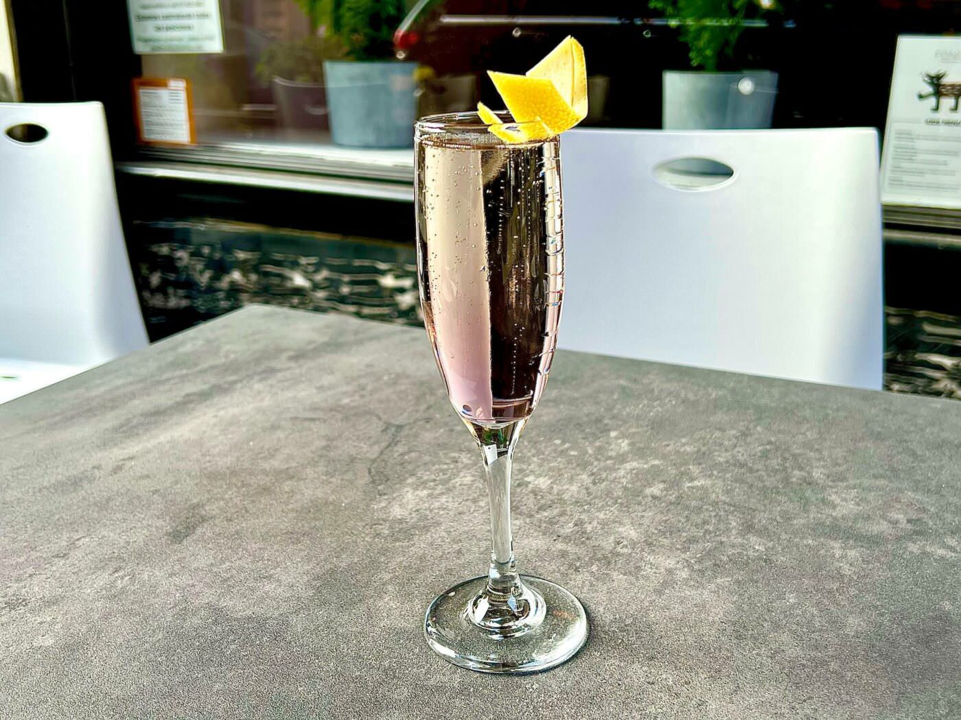 17 Spritz Cocktail Recipes for Summer Sipping - Love Inc. Mag